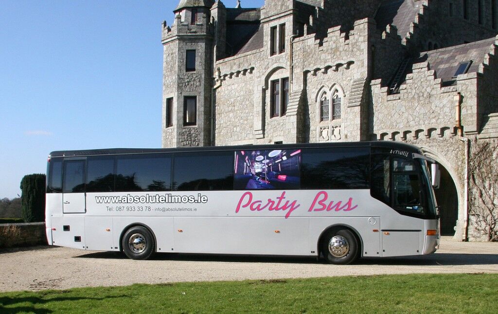 Party Limo Bus Hire | Luxurious Limo Buses for Events